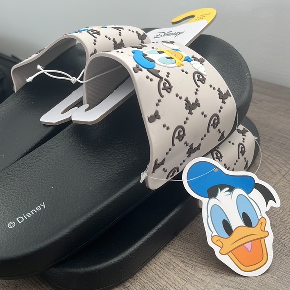 Disney | Shoes | Disney Limited Edition Donald Duck Slides | Poshmark